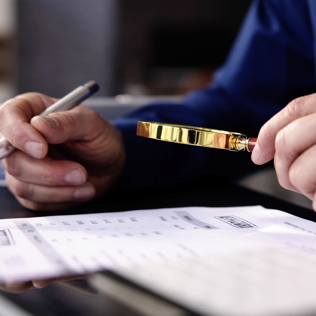 5 Ways a Private Investigator Helps You Make Confident Decisions ...